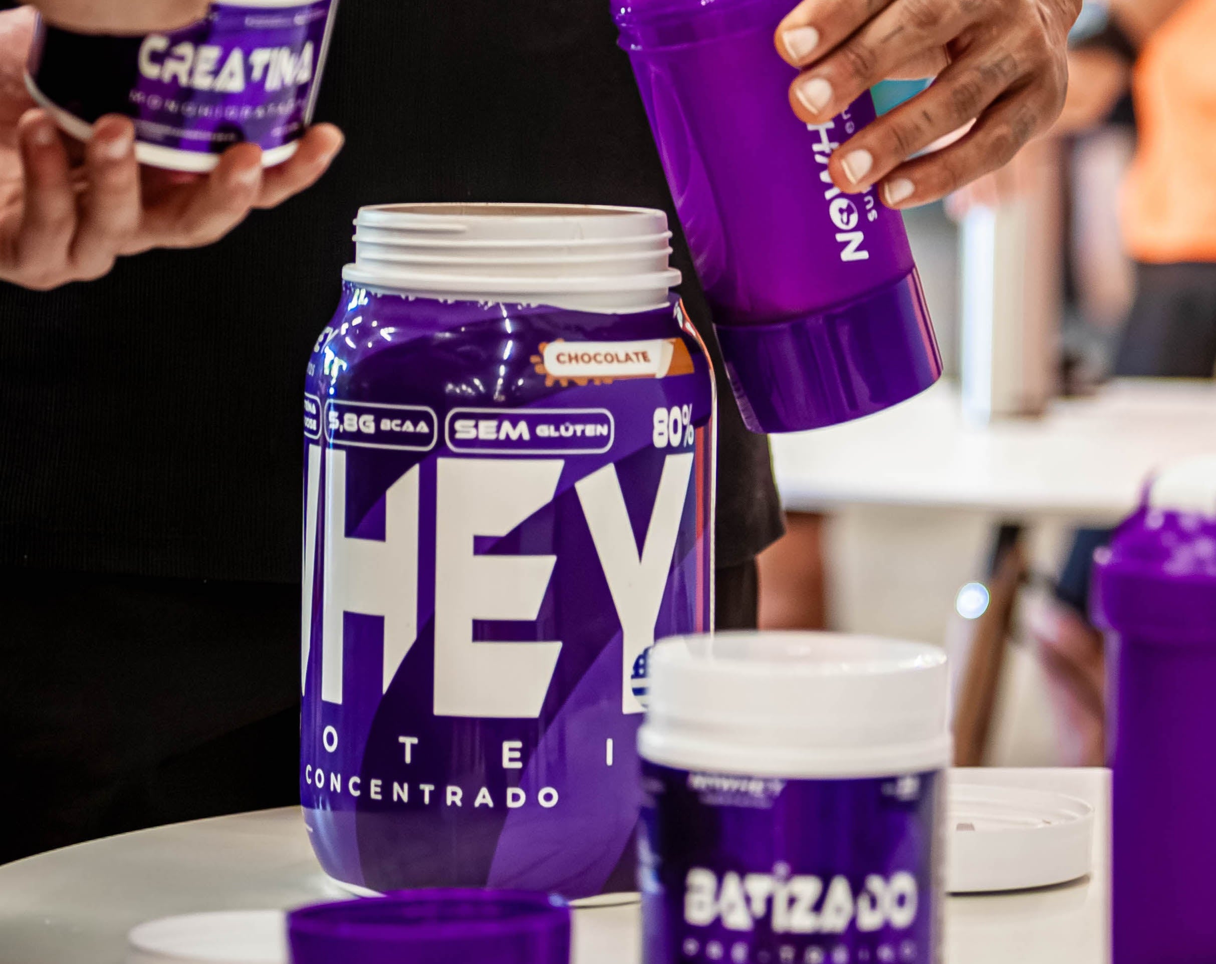 Nowhey Suplementos: Supere-se, um scoop de cada vez!